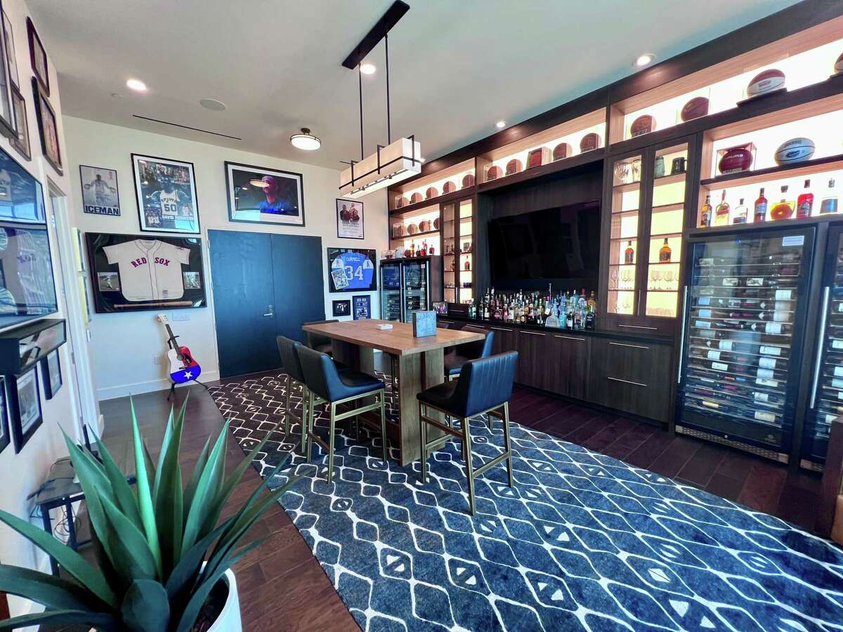 Downtown San Antonio bachelor pad in the sky has it all