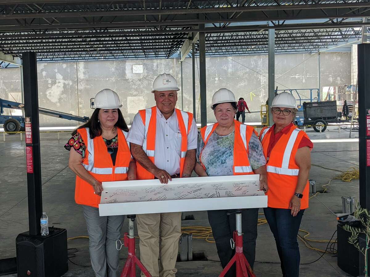 AEP hosts 'topping off' ceremony to commemorate new service center