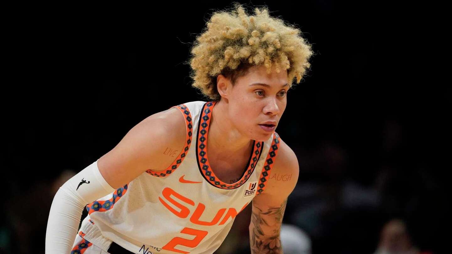 CT Sun’s Natisha Hiedeman supports fiancée Jasmine Thomas through ...