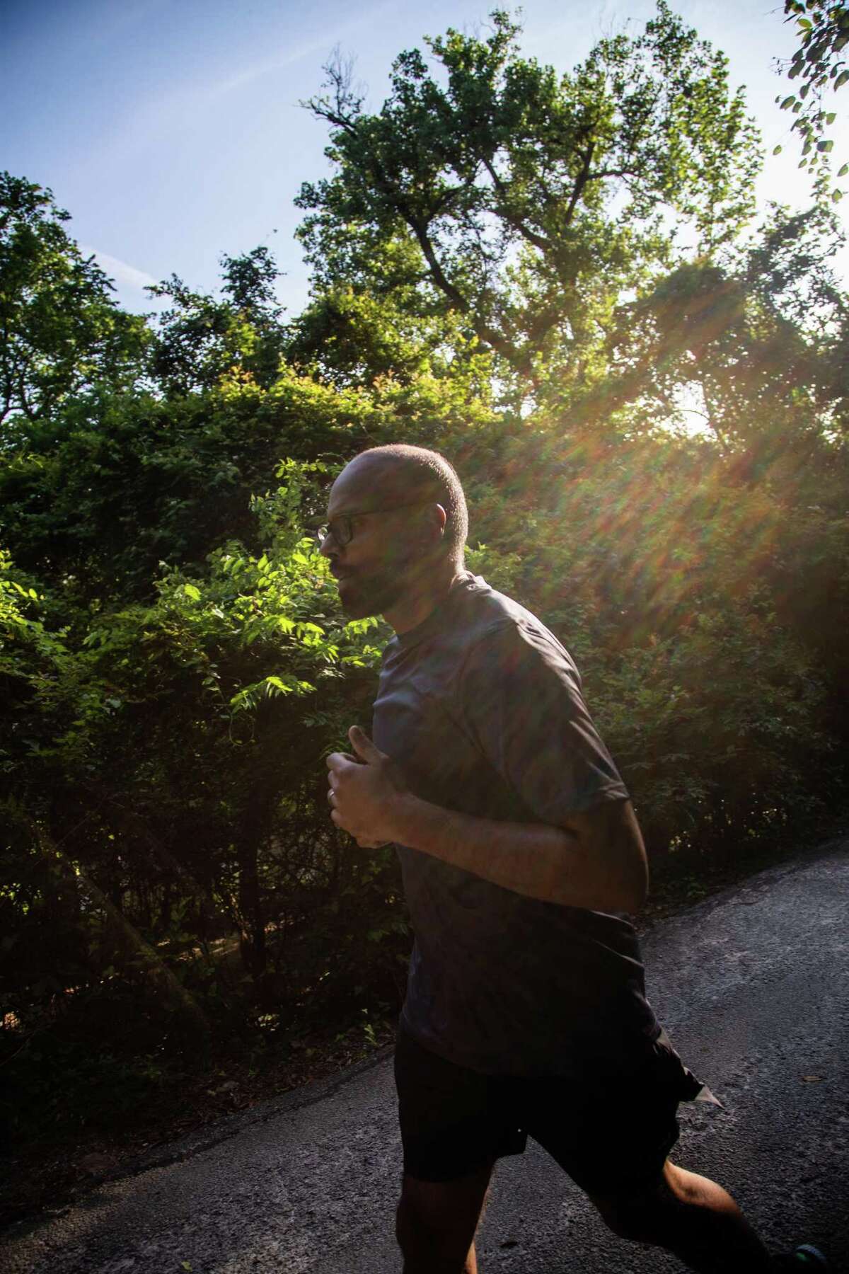 Memorial Hermann doctor turns personal weight loss struggles into a ...