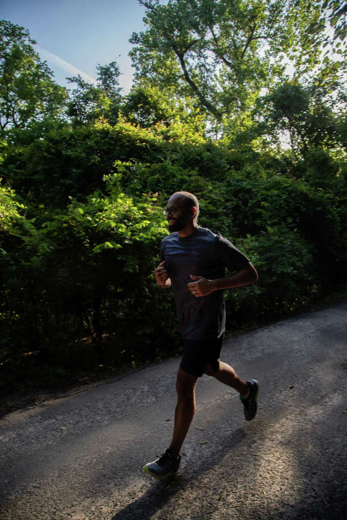 Memorial Hermann doctor turns personal weight loss struggles into a ...