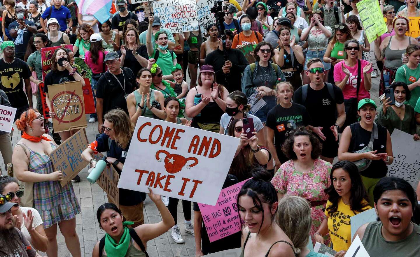 What does Texas law say about abortion?