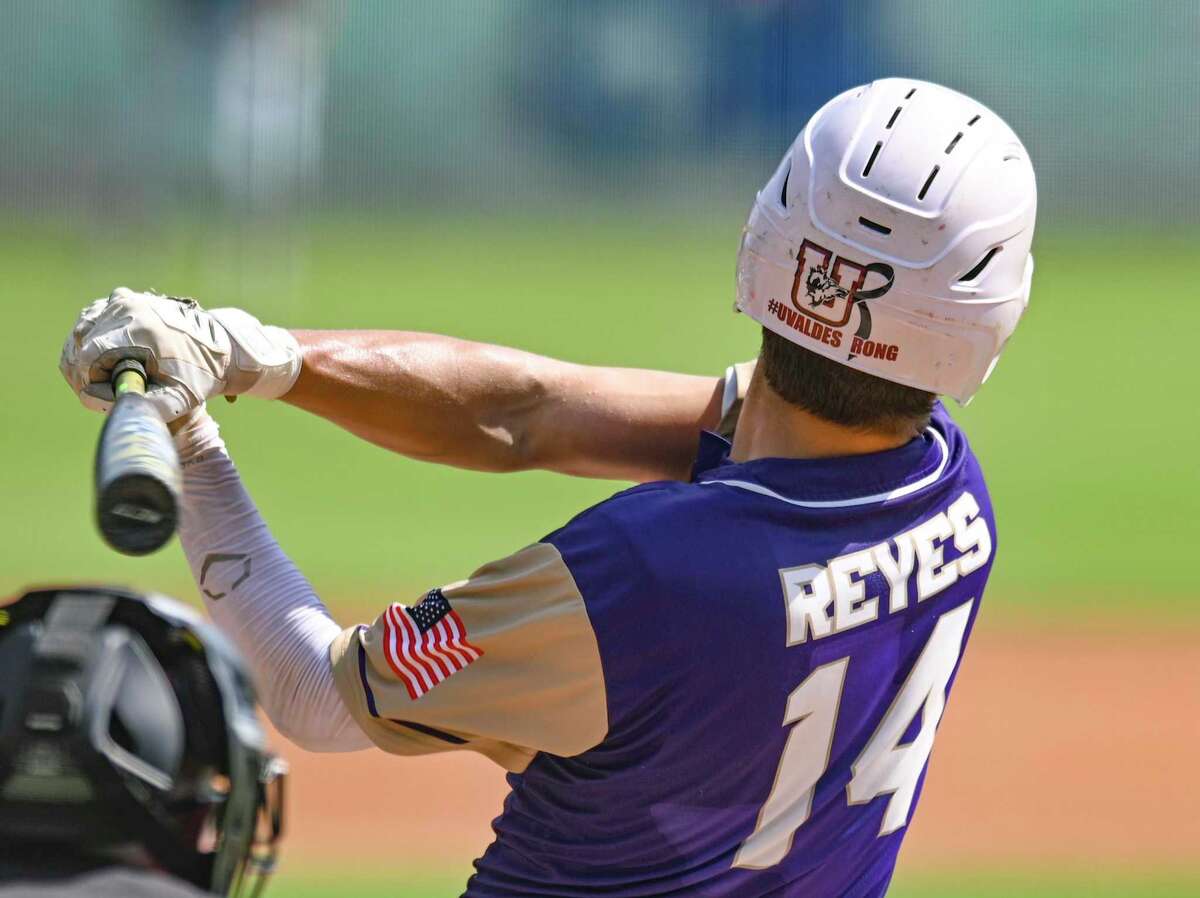 D'Hanis wins 3rd state baseball title