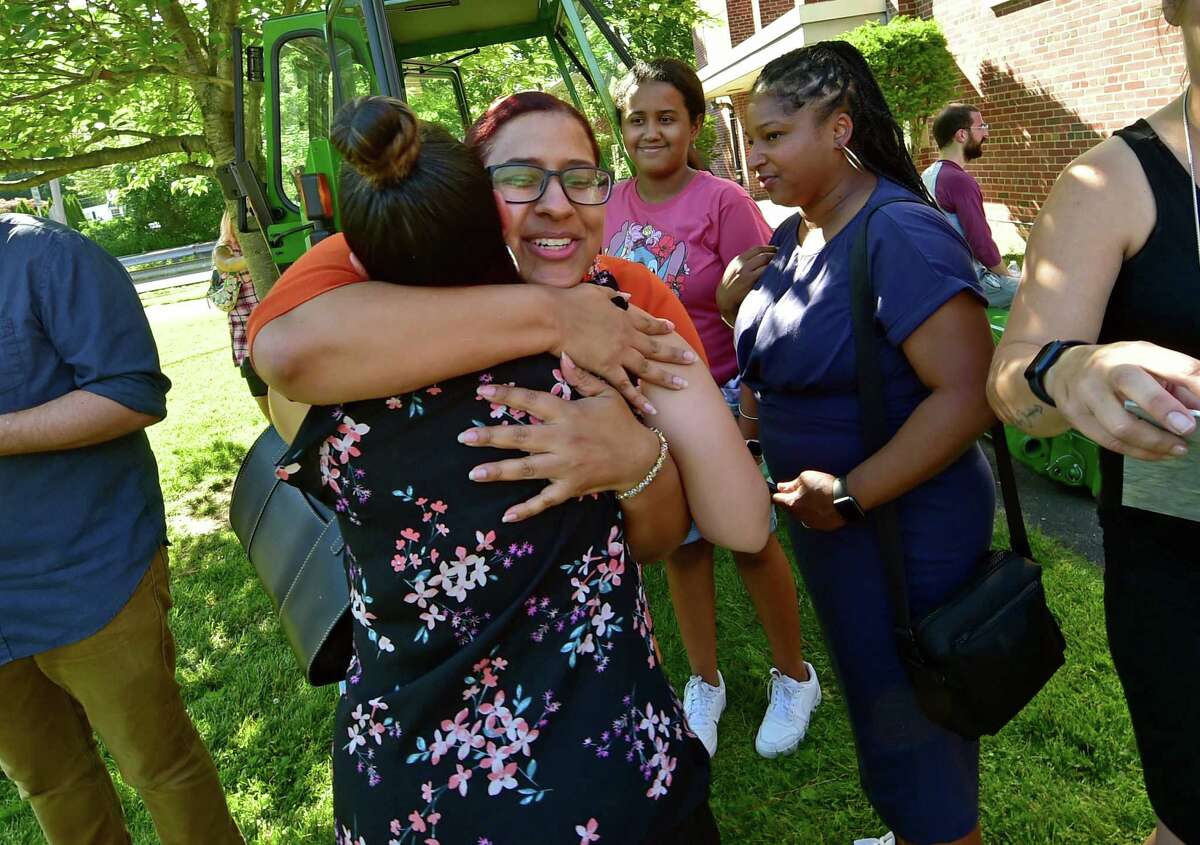 No one can find a Stamford middle school time capsule from 1997