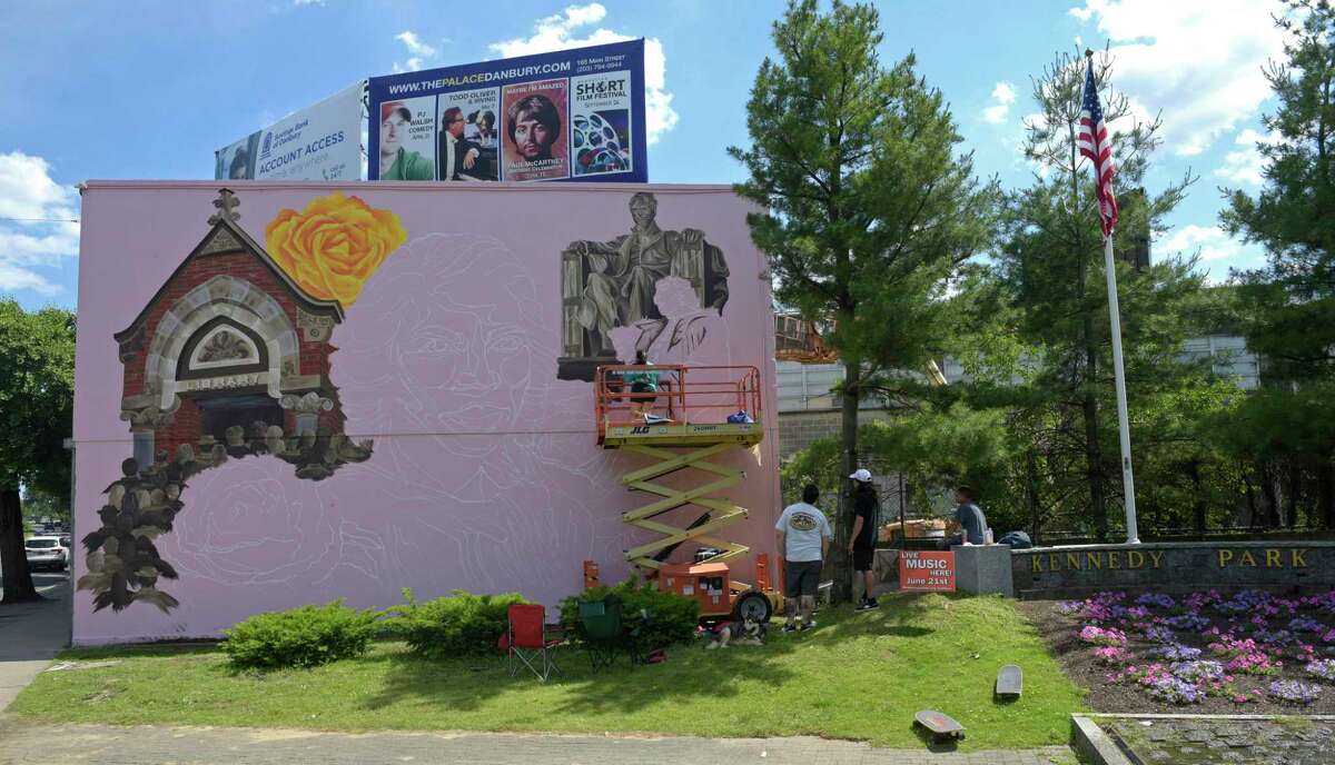 Danbury native painting new Marian Anderson mural downtown wants to ...