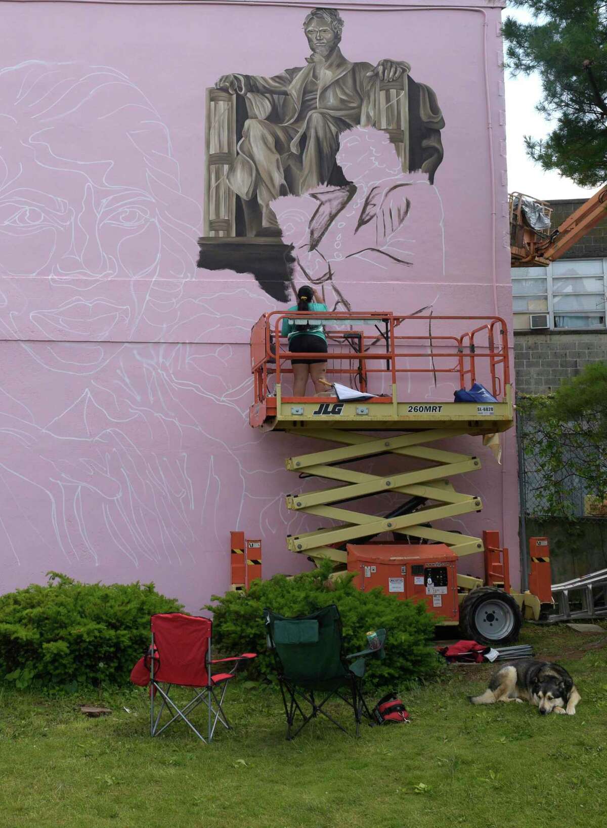 Danbury native painting new Marian Anderson mural downtown wants to ...