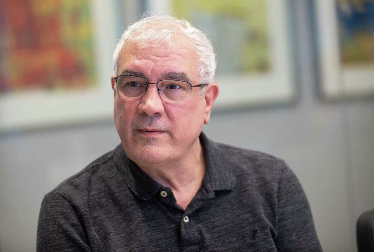 Bond of education: Ex-prisoner, teacher reunite at Montgomery ISD ...