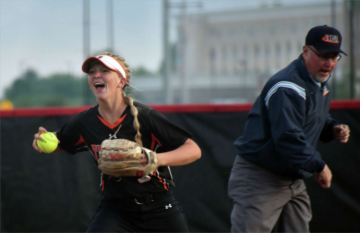 New era starts for Edwardsville softball in 2023