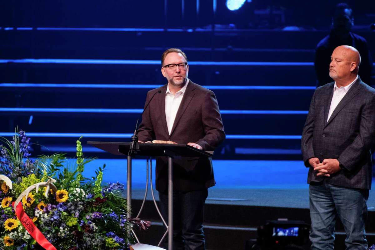 Centerville slayings: Funeral held for Mark Collins and grandsons