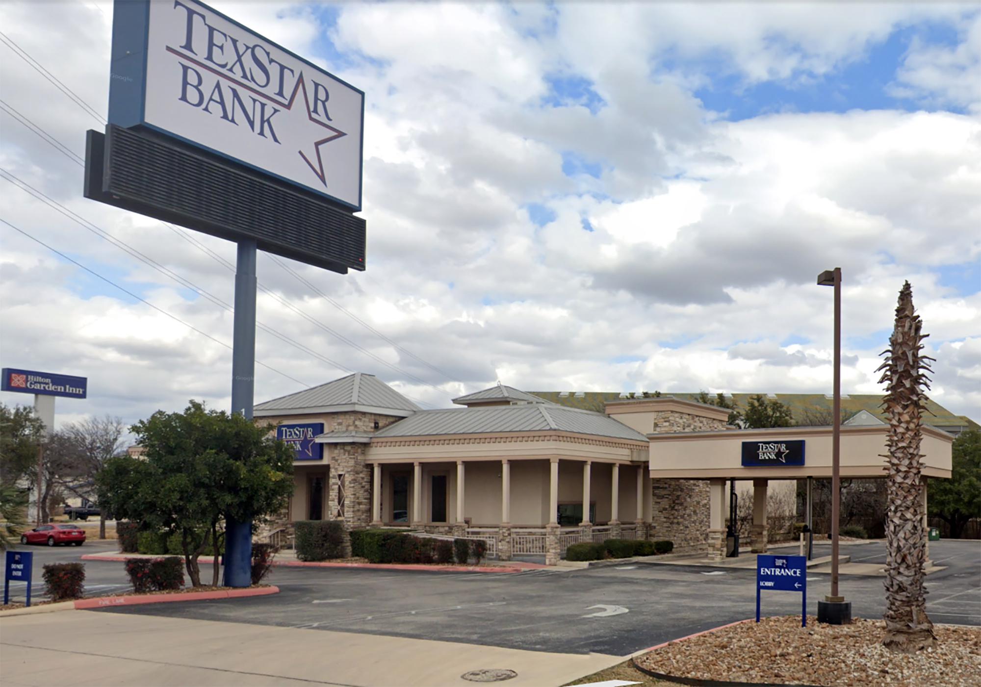 American Bank plans acquisition of TexStar National Bank