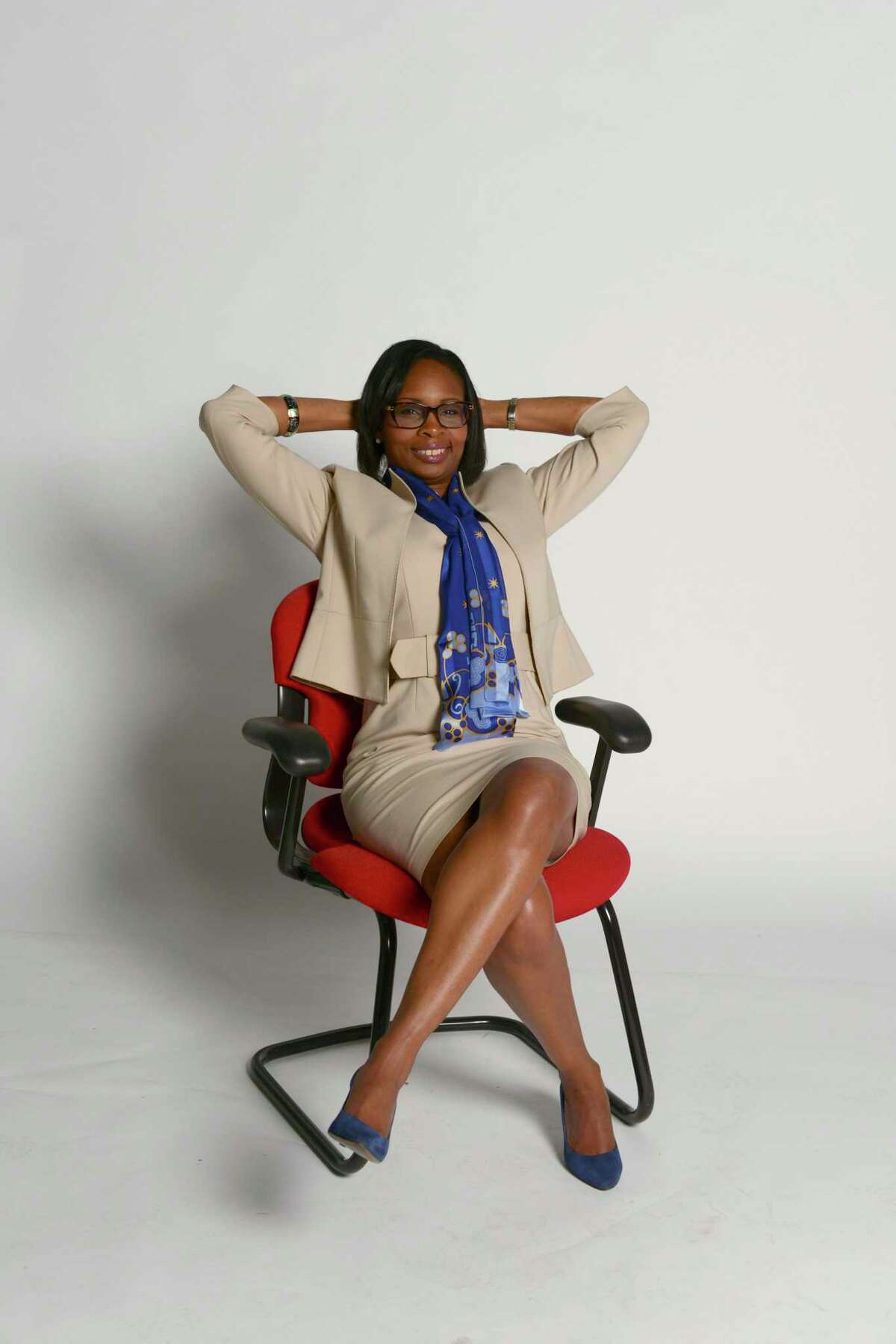 Your body language doesn’t lie. What can it tell you about yourself?