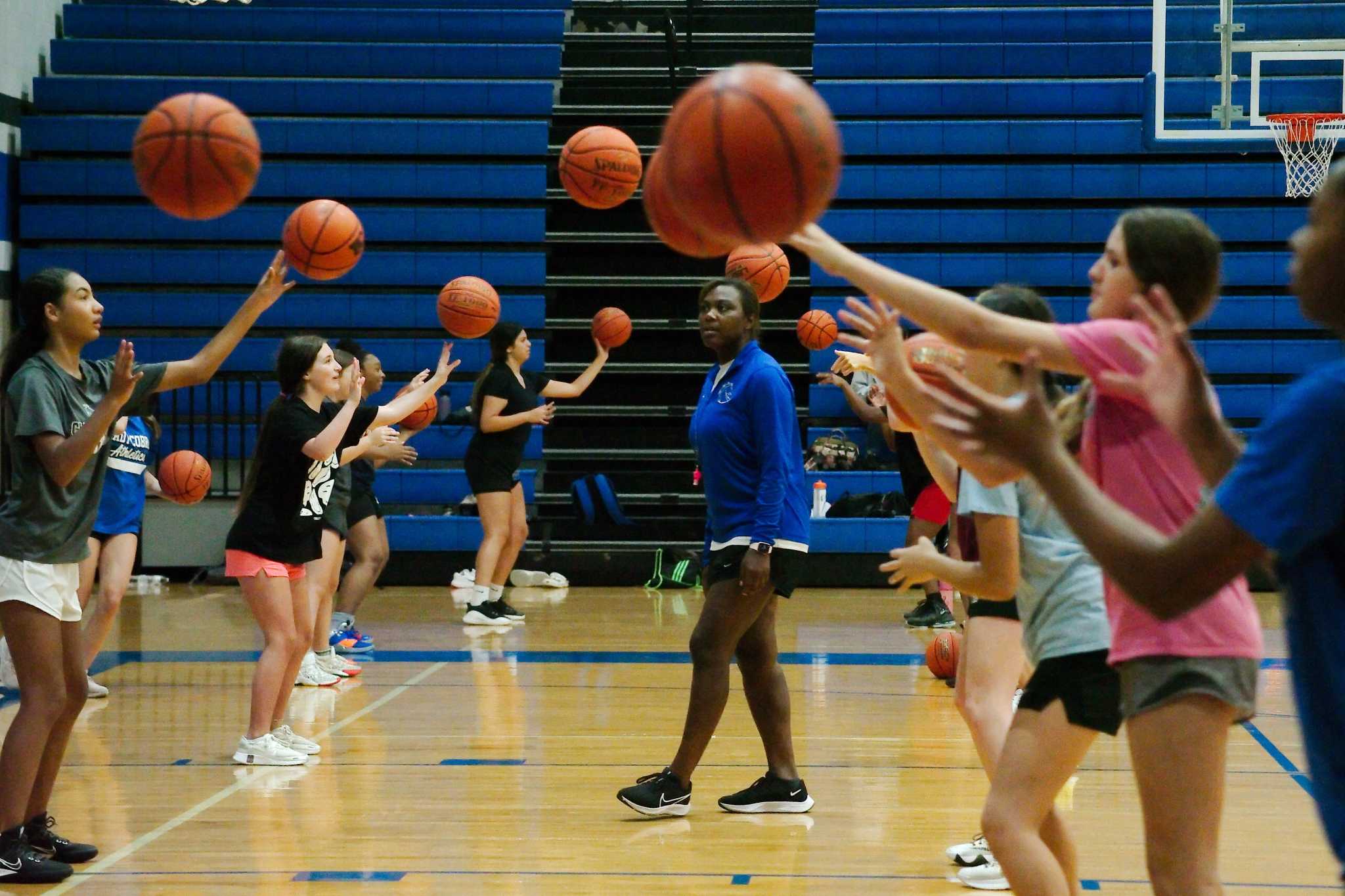 Jessica Gaines brings energy to Clear Springs girls basketball