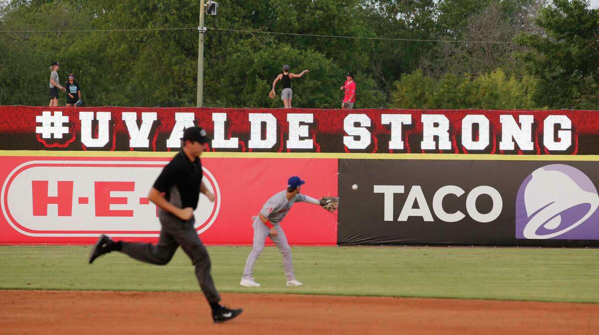 San Antonio Missions host Uvalde High baseball team, auction custom ...