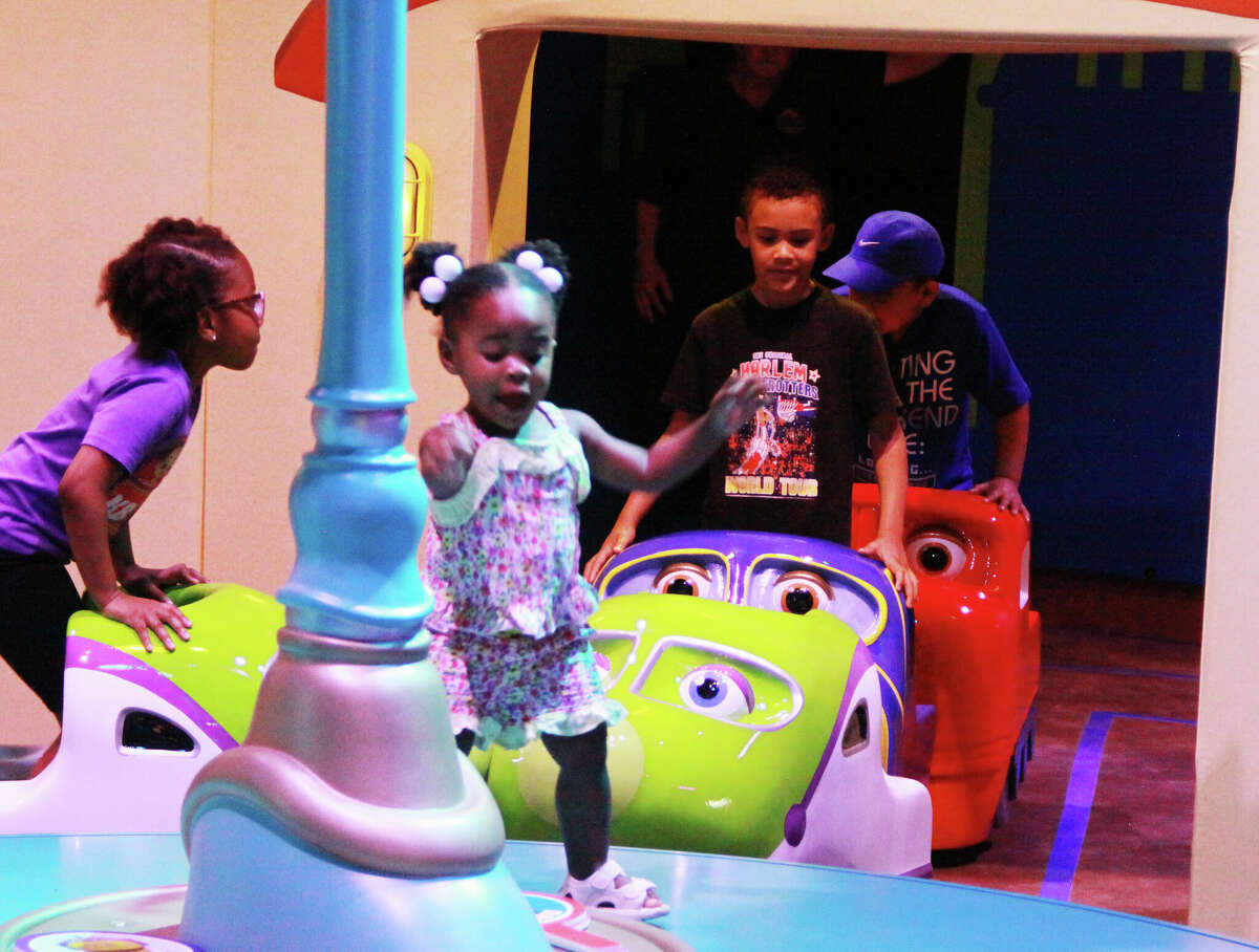 Trains, high-wire highlight Kids Fest at Silver Dollar City