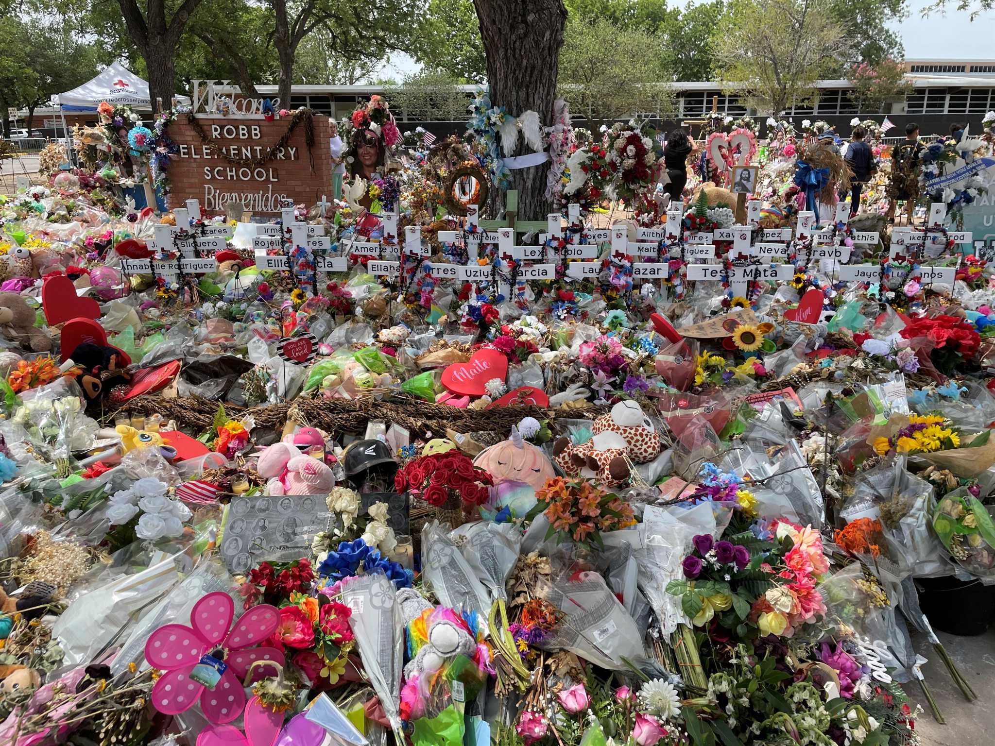 At a cemetery in Uvalde, an everlasting grief