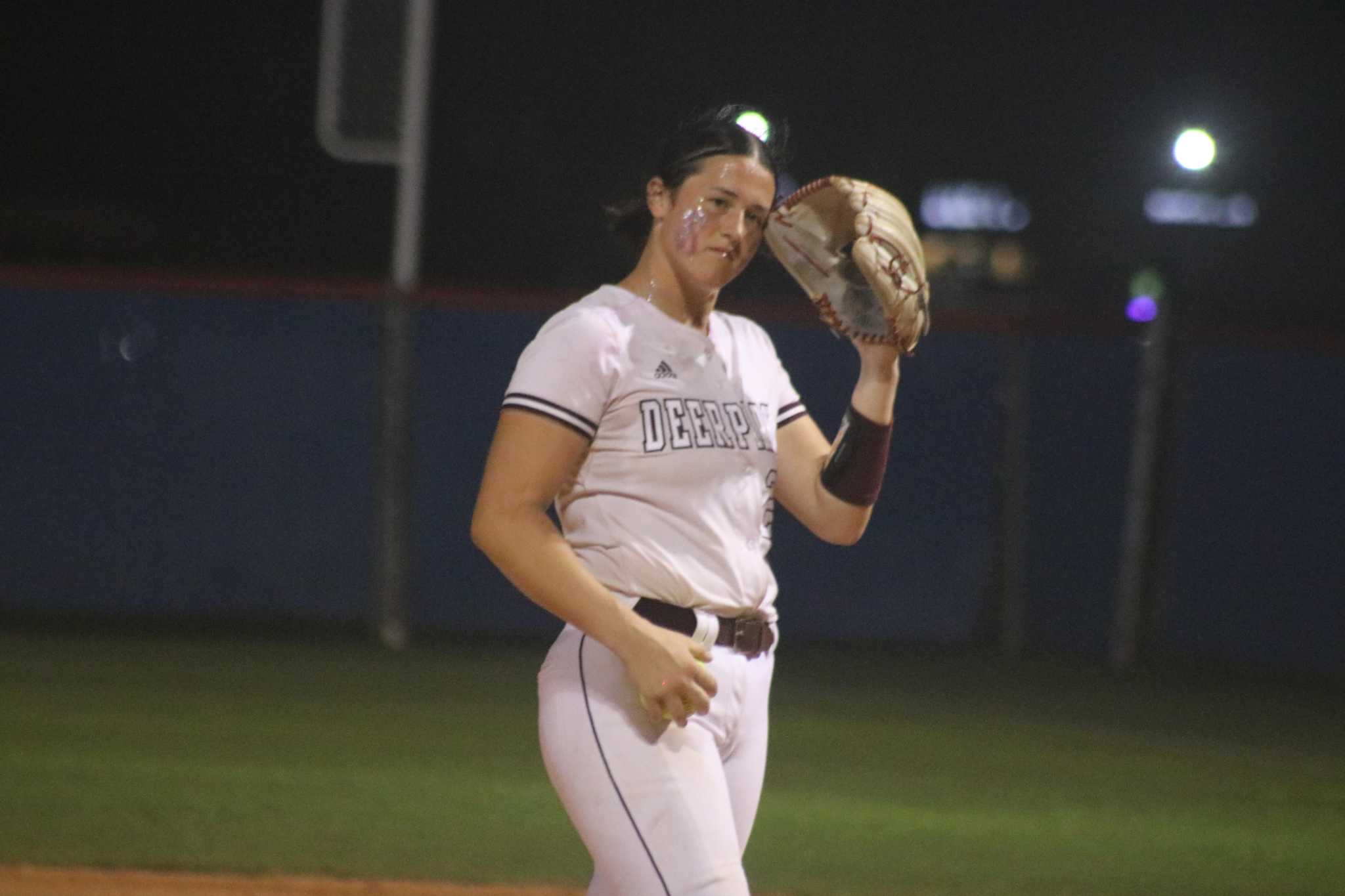 Lady Deer’s perfect 22-6A race honored on all-district softball team