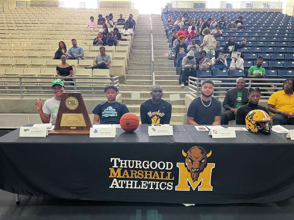 Fort Bend ISD sends impressive class to college athletics