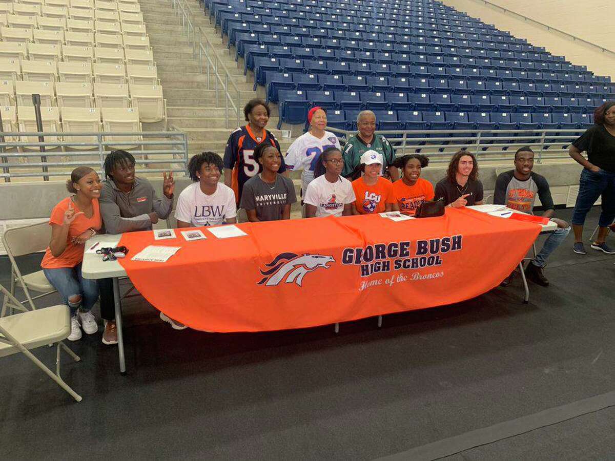 Fort Bend ISD sends impressive class to college athletics