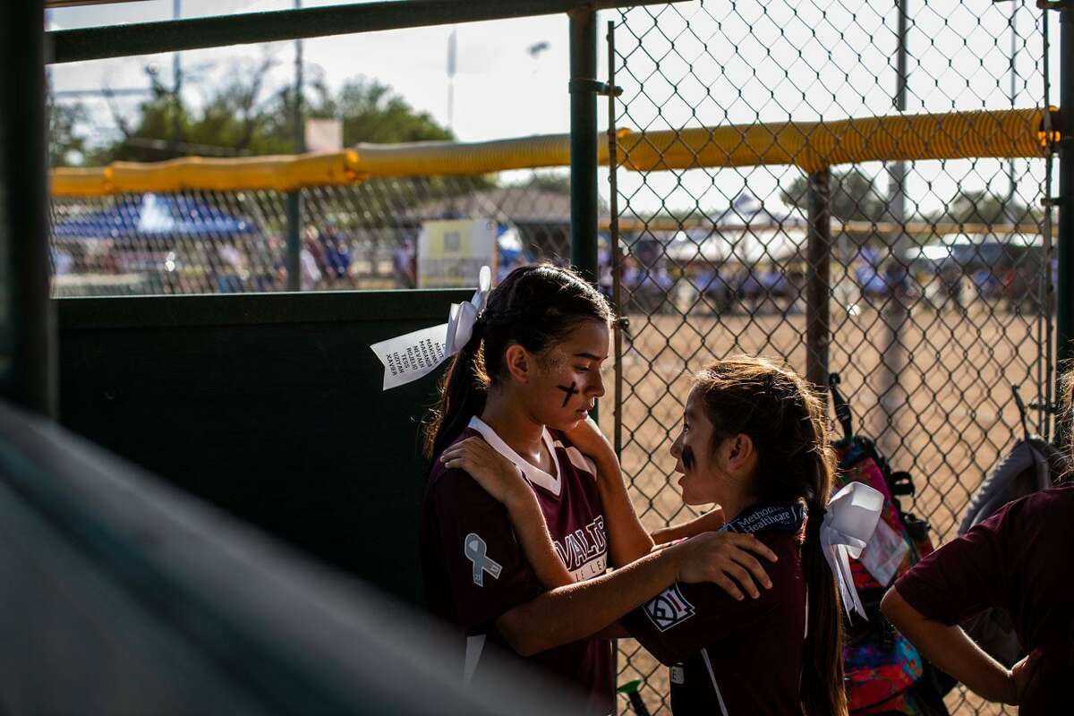 Uvalde Little League girls team takes the field amid tragedy