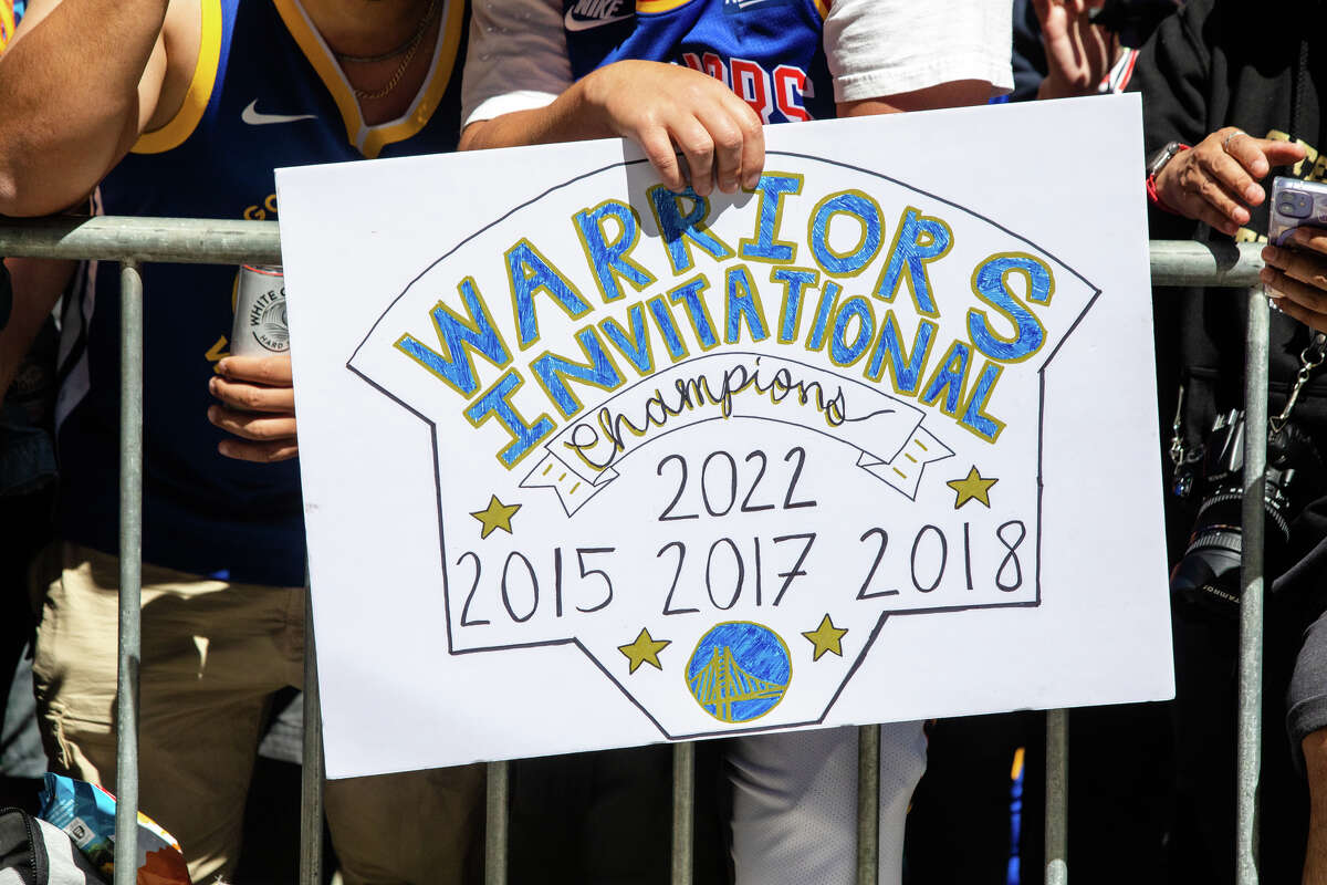The best fan signs from the Warriors championship parade in San Francisco
