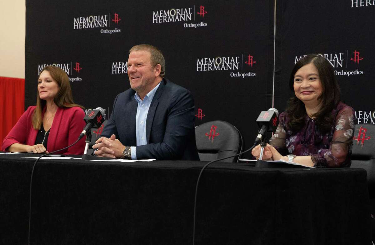 Houston Rockets: Partnership with Memorial Hermann includes team branding