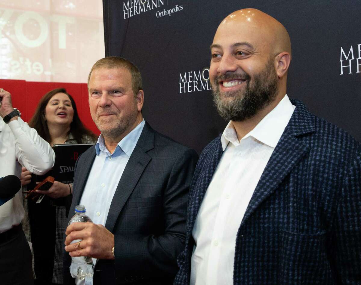 Houston Rockets: Partnership with Memorial Hermann includes team branding