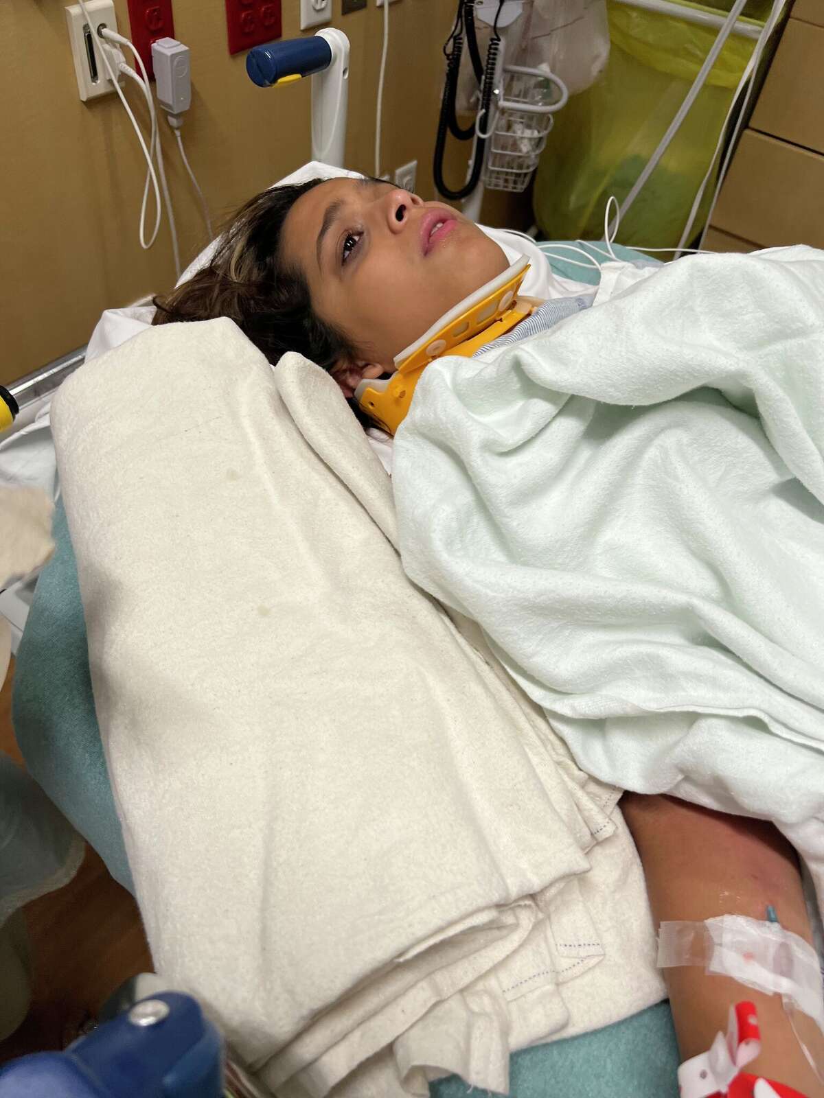 Lawsuit filed after Houston teen breaks legs at trampoline park