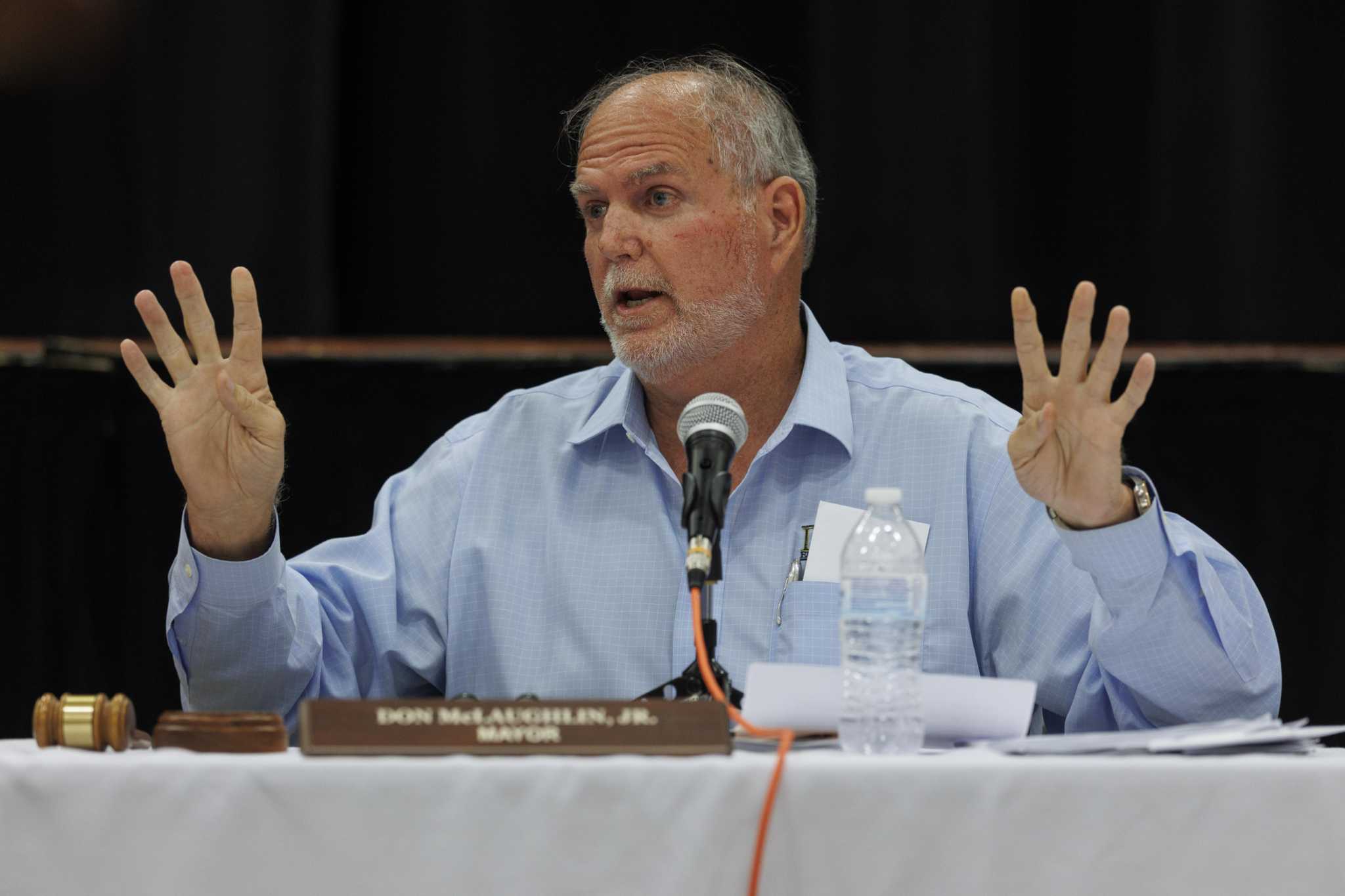 Uvalde mayor now accuses DPS of a coverup