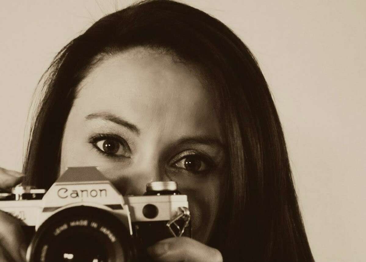 Grafton artist does original paint parties