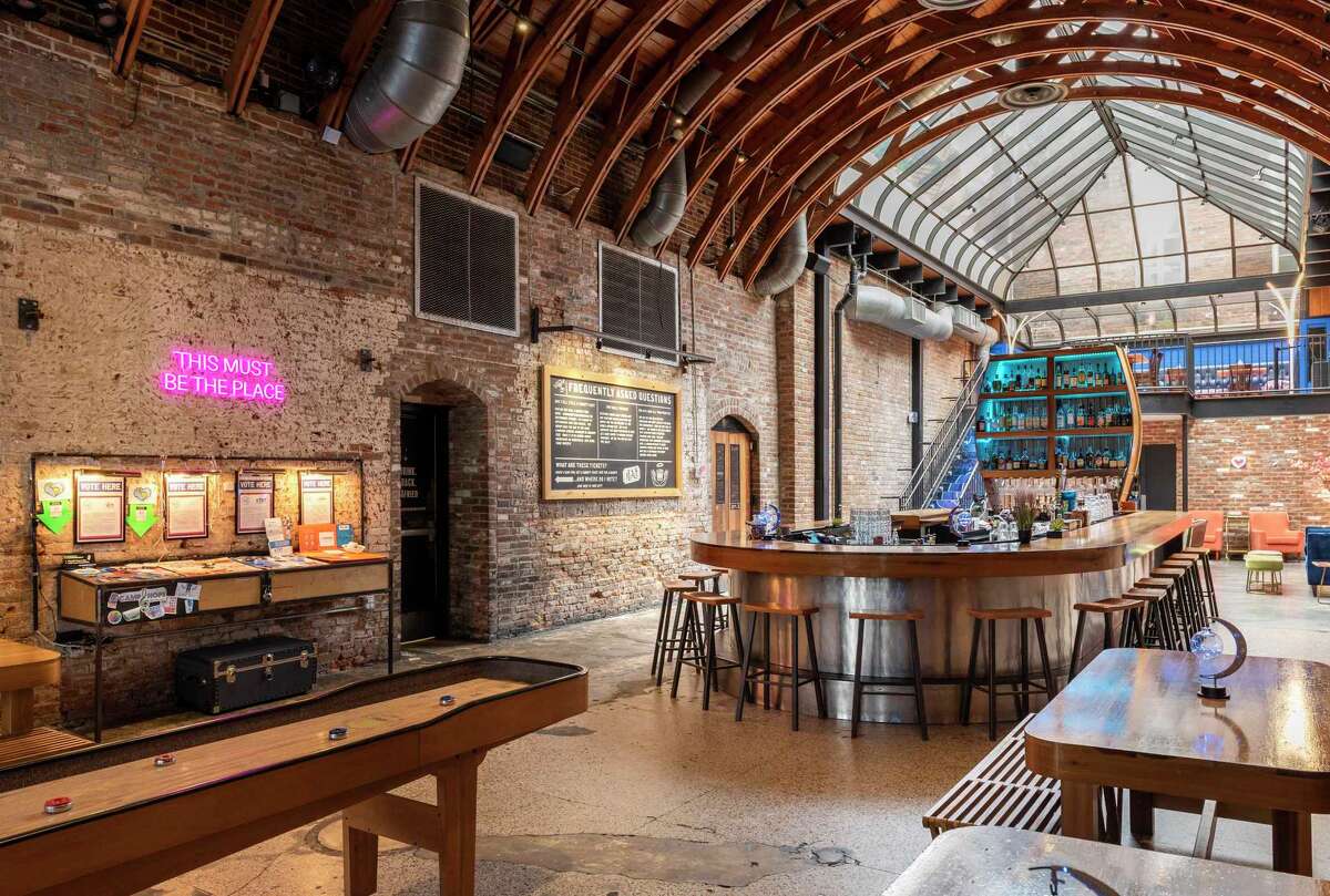 Downtown Houston alive with new restaurants, bars to discover