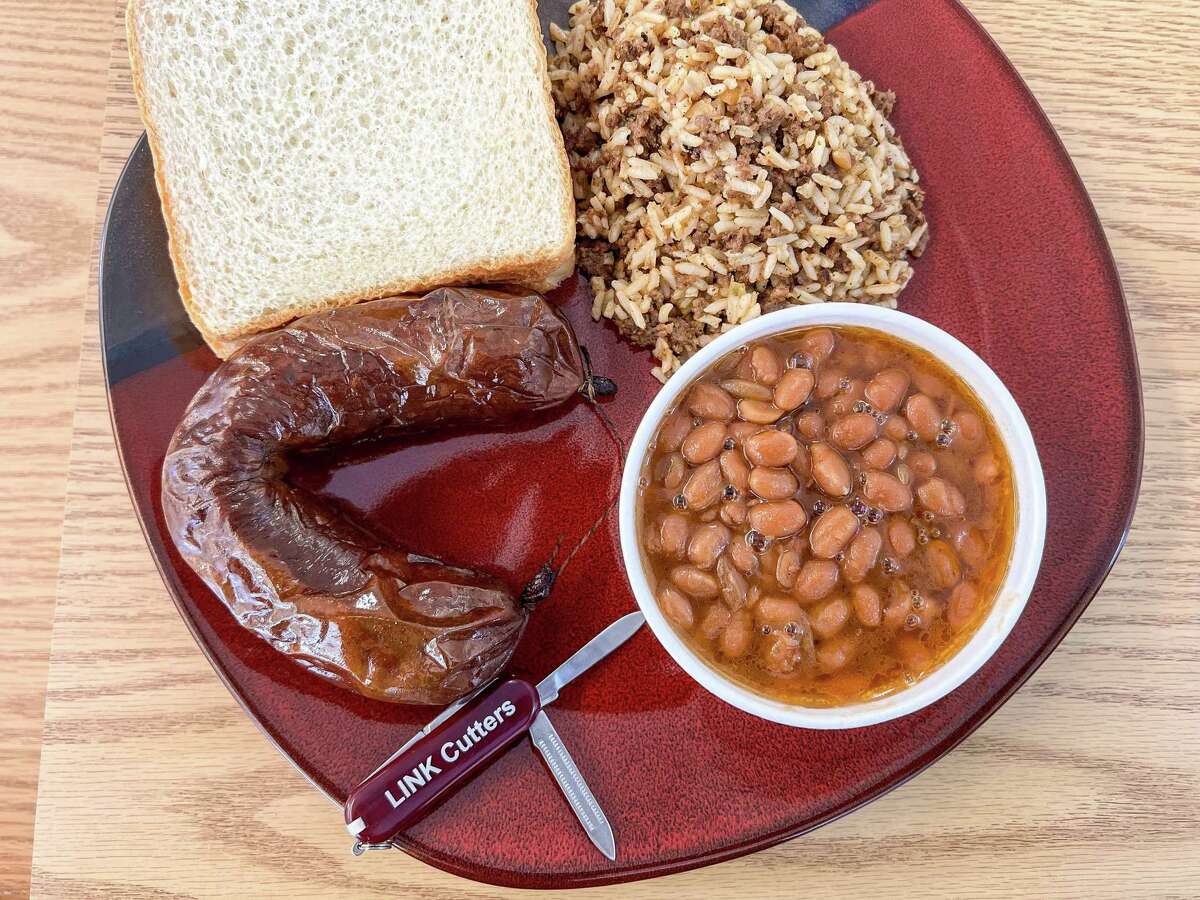 The Link Link is a new generation of Beaumont-style barbecue