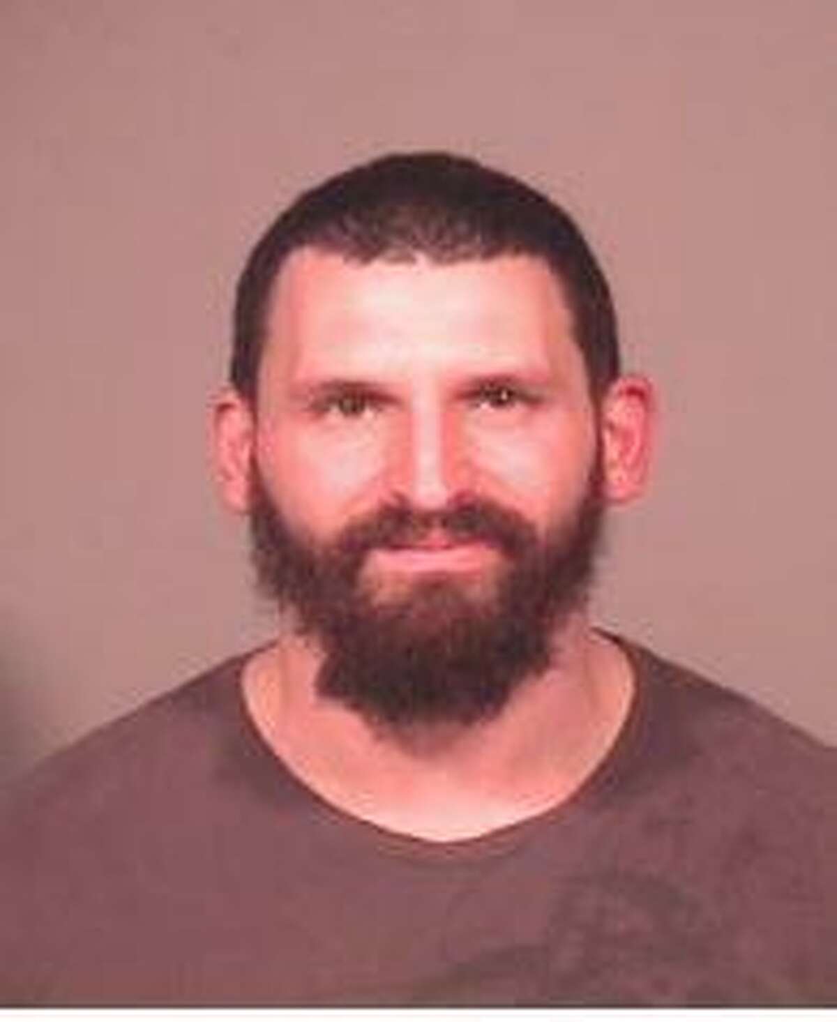 Police: Man caught building ghost guns in Meriden home