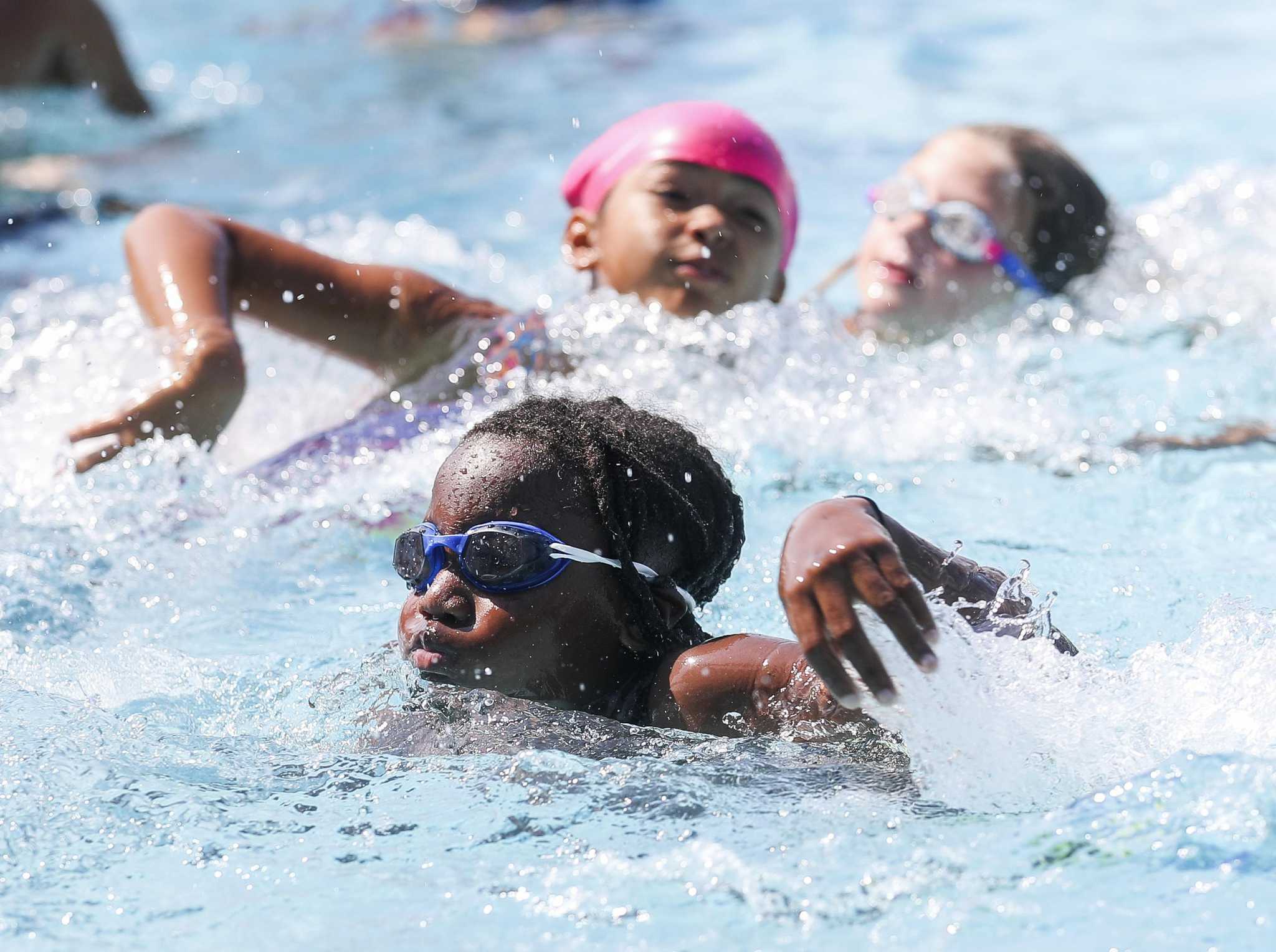 Scenes from Conroe’s annual mass swim lesson
