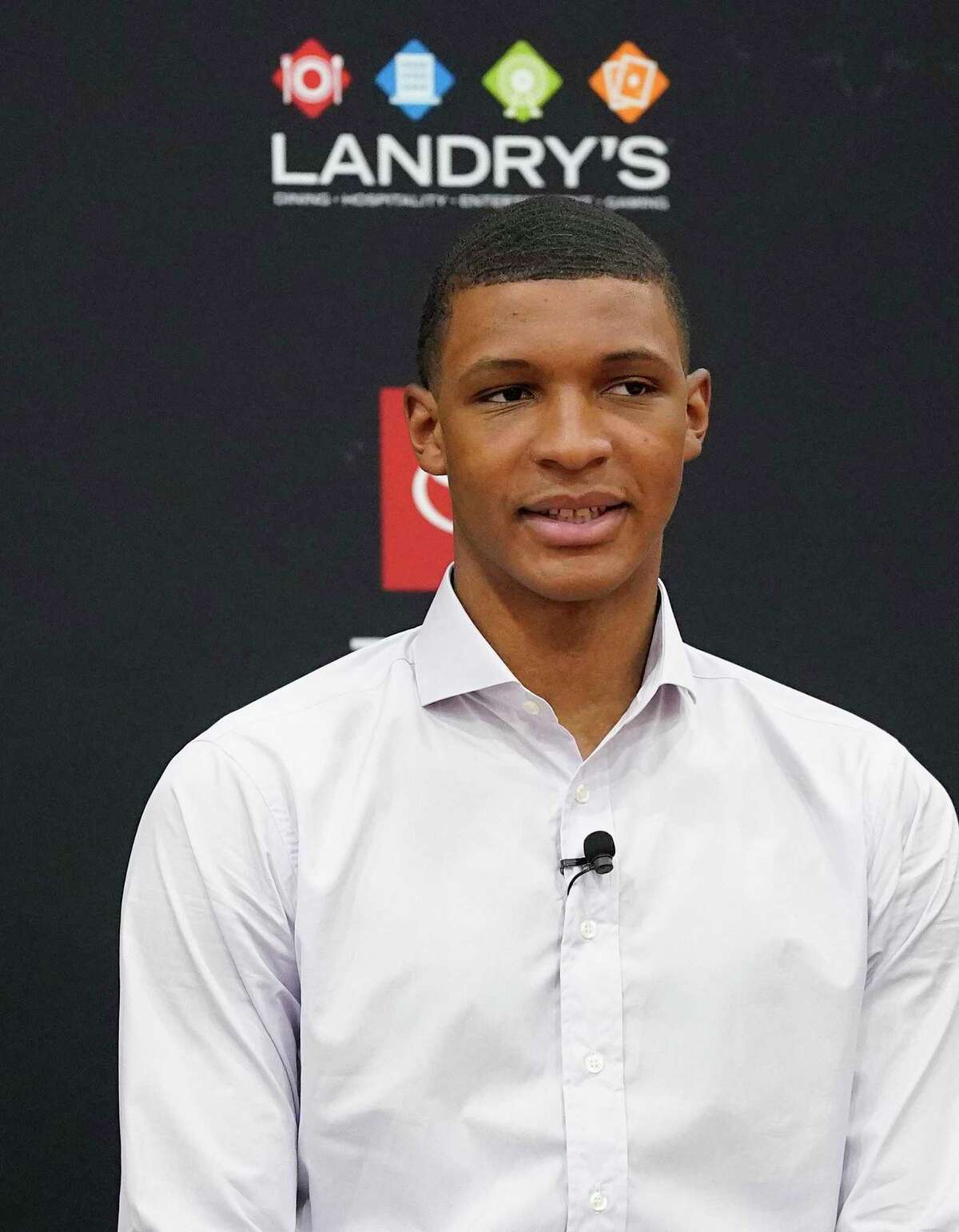 Rockets’ rookie Jabari Smith Jr. is a chip off the old block with a ...