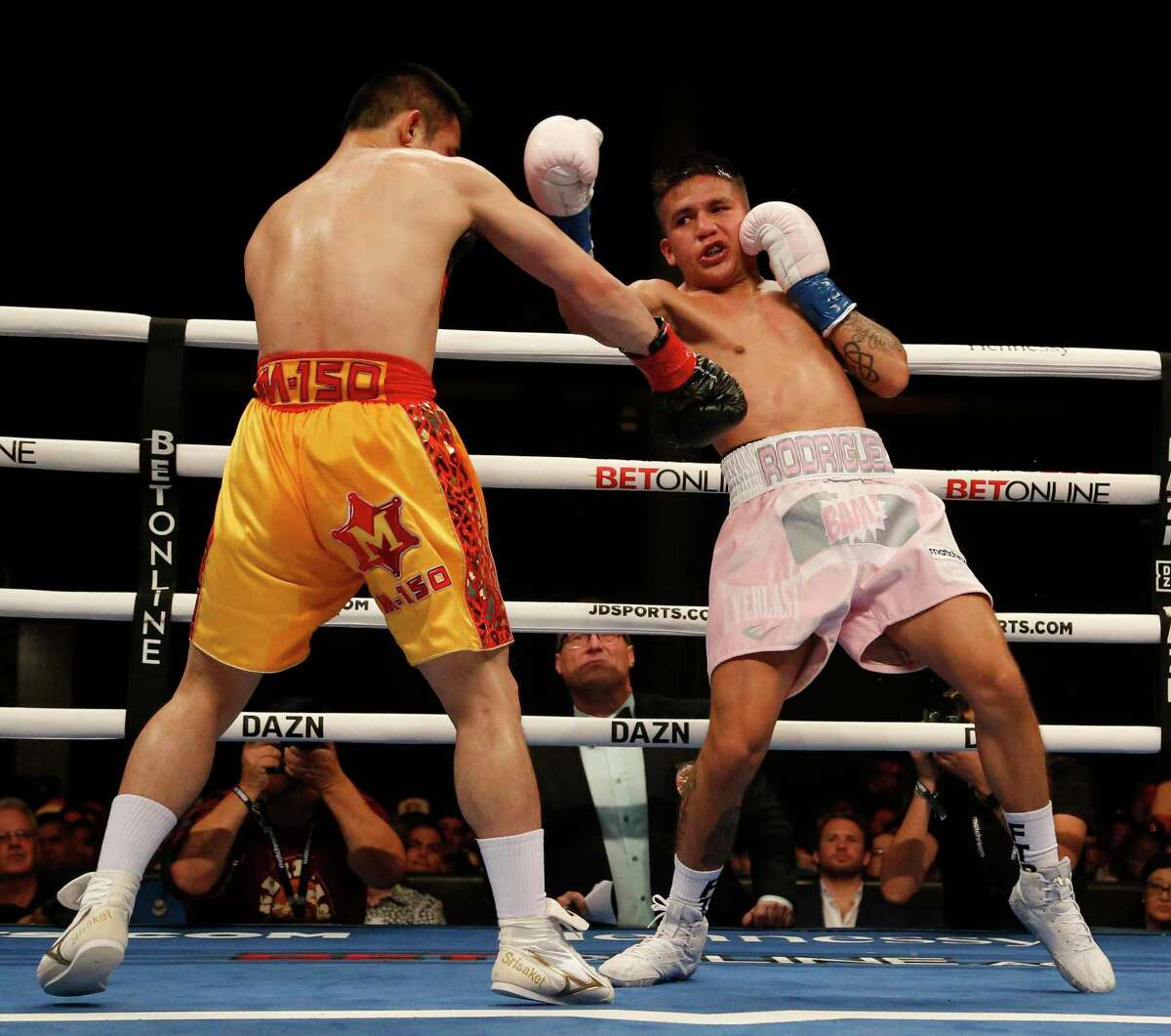 Jesse ‘Bam’ Rodriguez retains title with dominant win in front of home fans