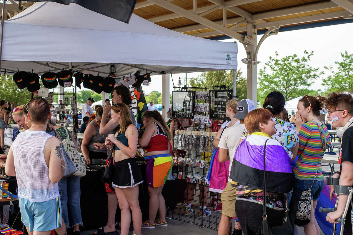 Thousands celebrate Great Lakes Bay Pride in Bay City