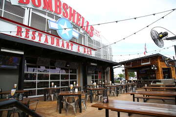 Bombshells restaurant chain opens first franchise in San Antonio