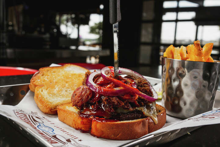 Bombshells restaurant chain opens first franchise in San Antonio