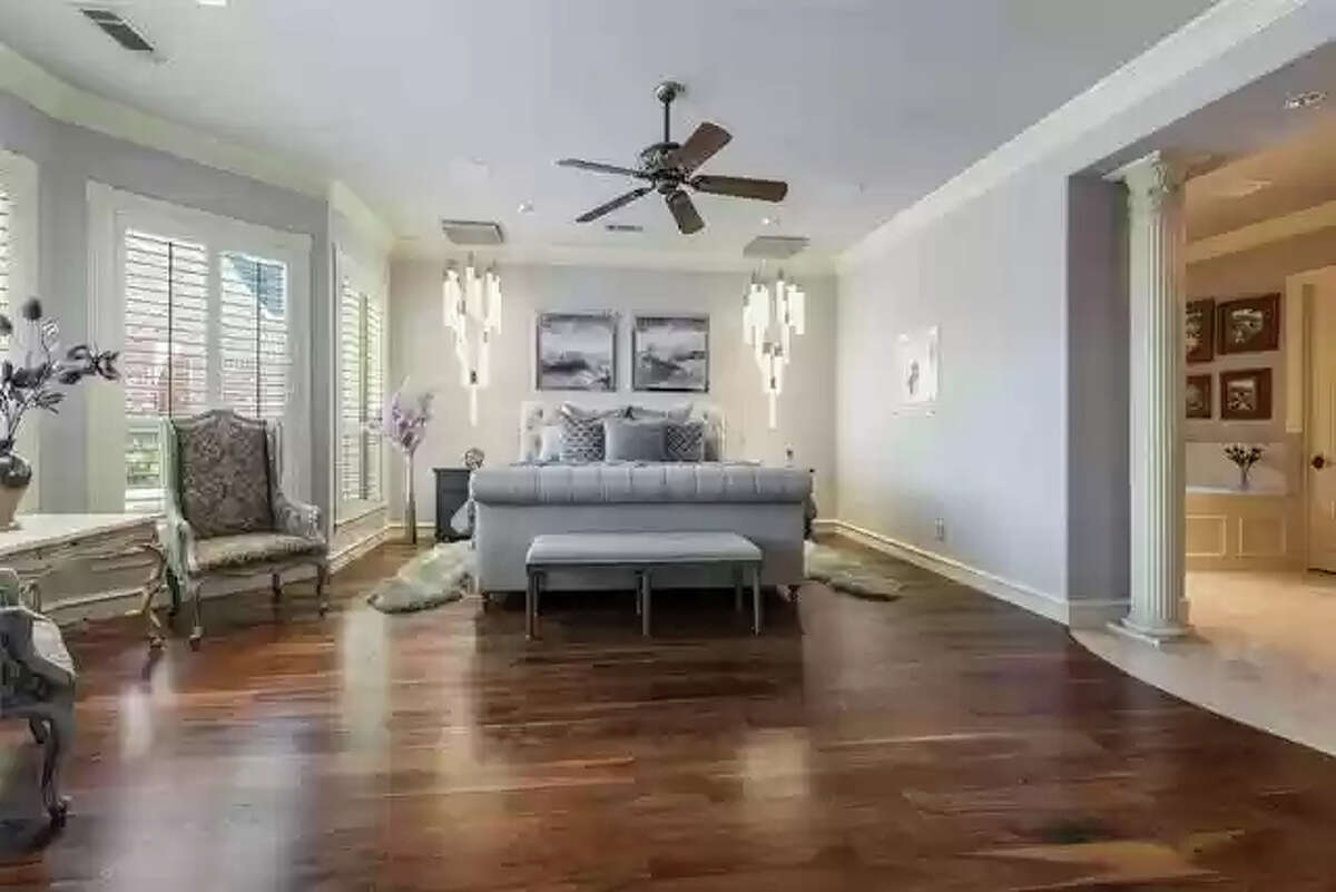 Photos: Look inside Shaq's 'swanky' new Texas mansion