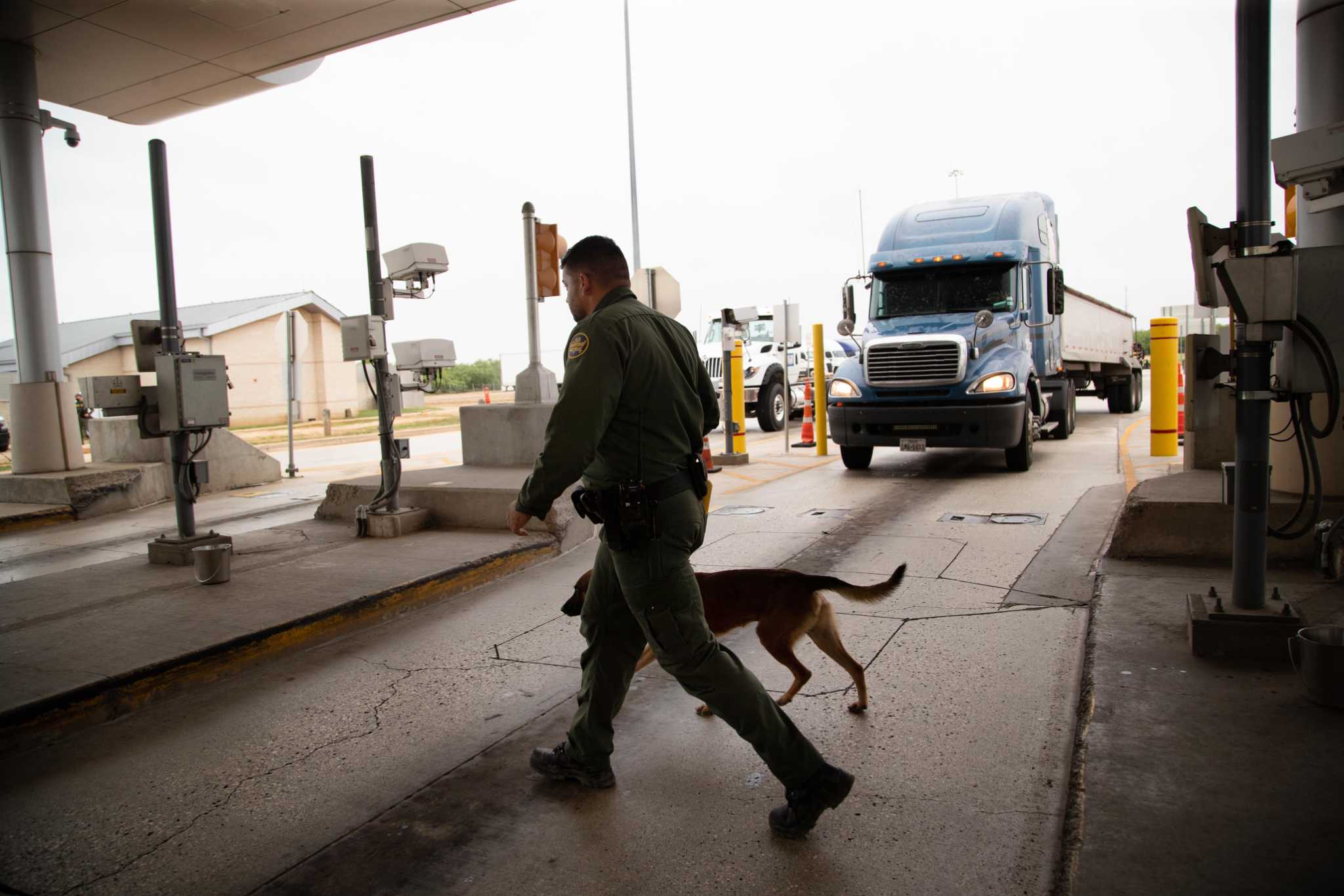 How smugglers indicted in Houston federal court smuggle into the US