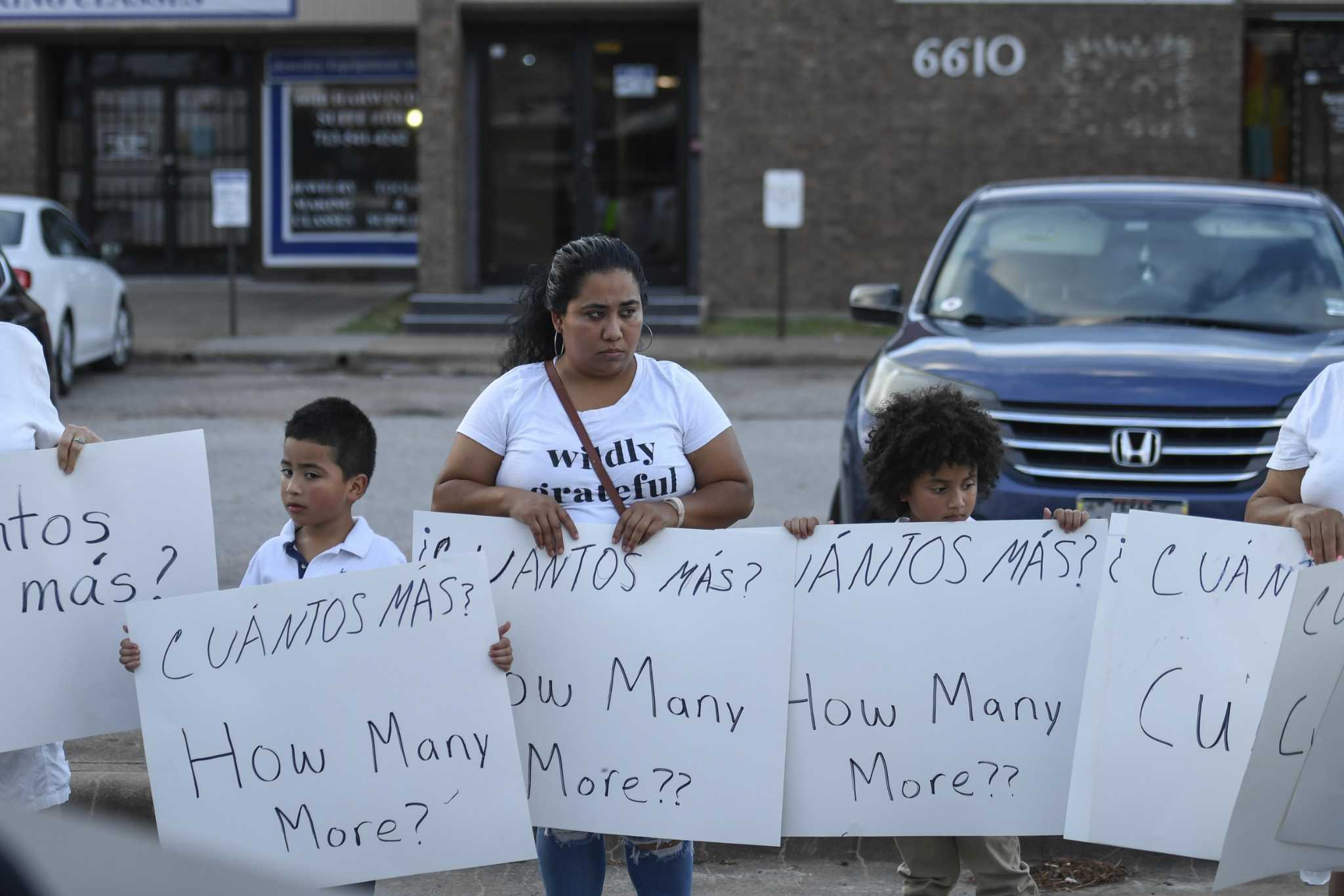 Houstonians hold vigil for 51 migrants found dead in trailer