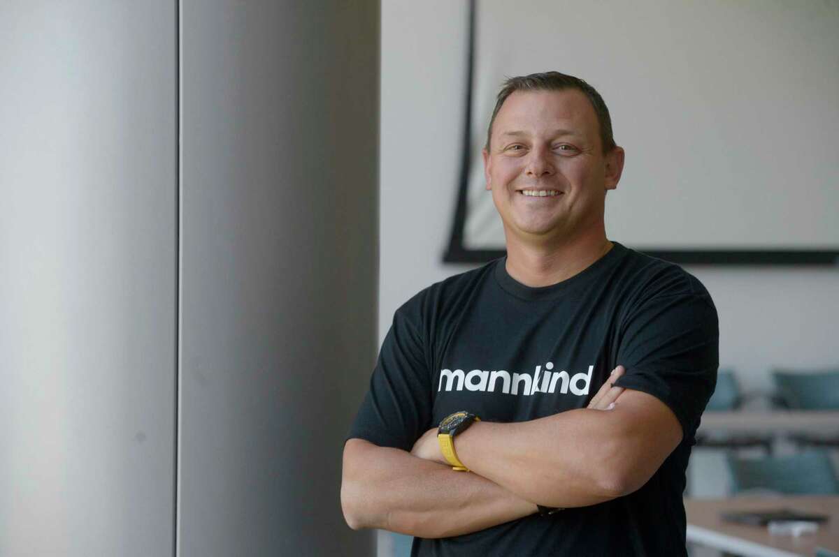 After hiring spree, Danbury innovator ships 1st treatment for lung ailments