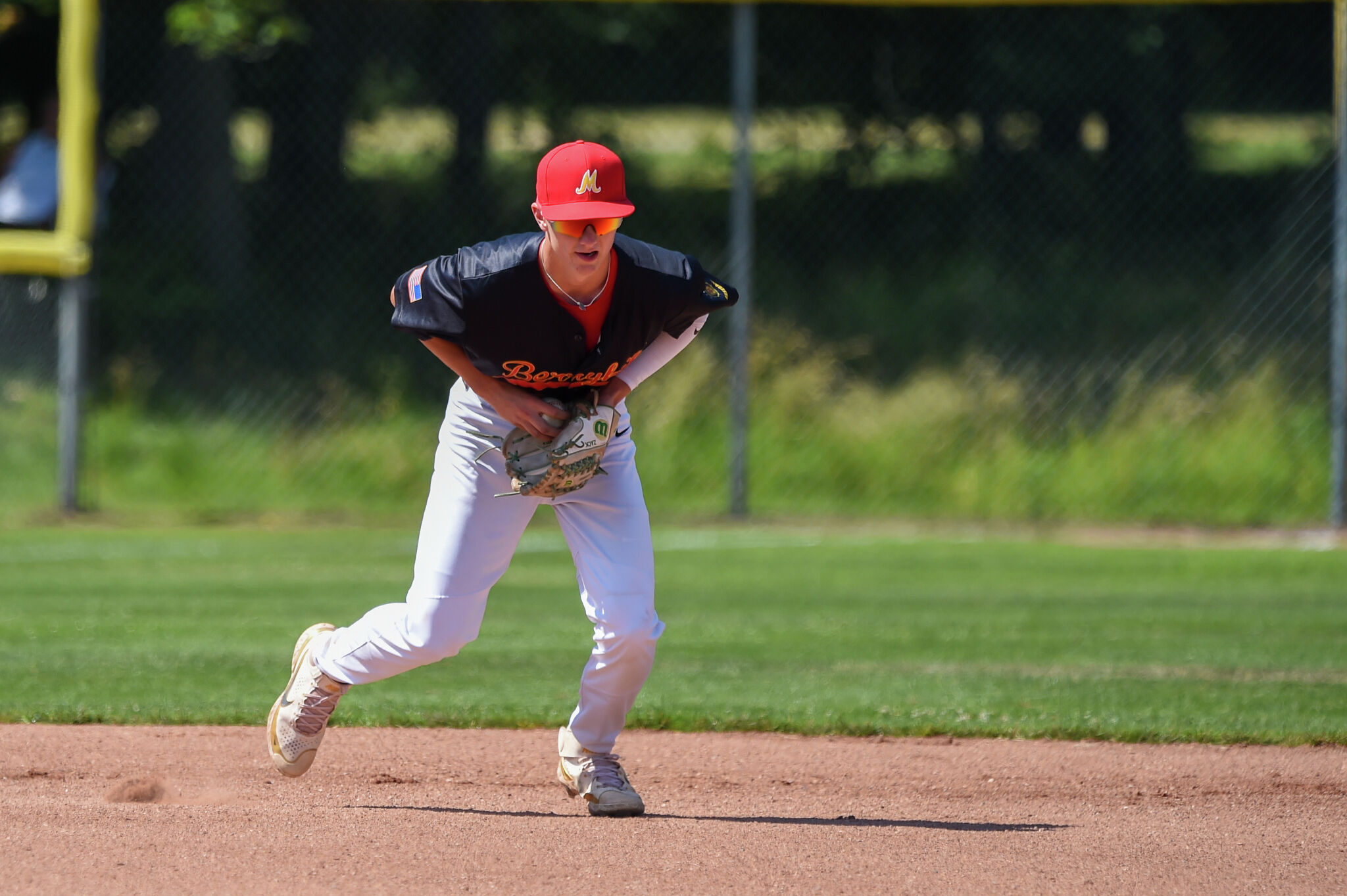 Facing elimination, Berryhill bounces back to win division