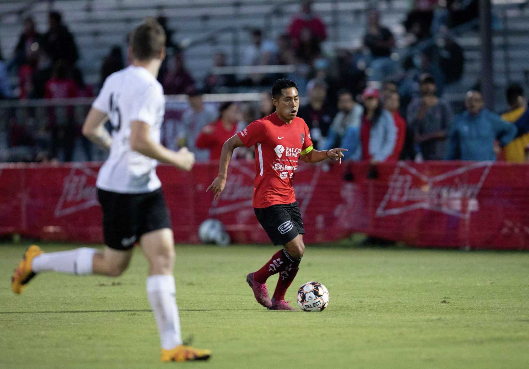 One of One: Laredo Heat’s Erwin Regules has become irreplaceable