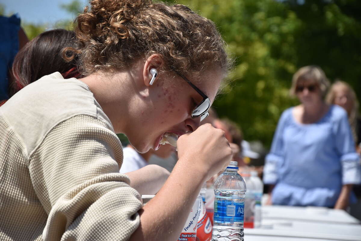 Ice cream contest nets 45 competitors in 3 age groups during Manistee ...