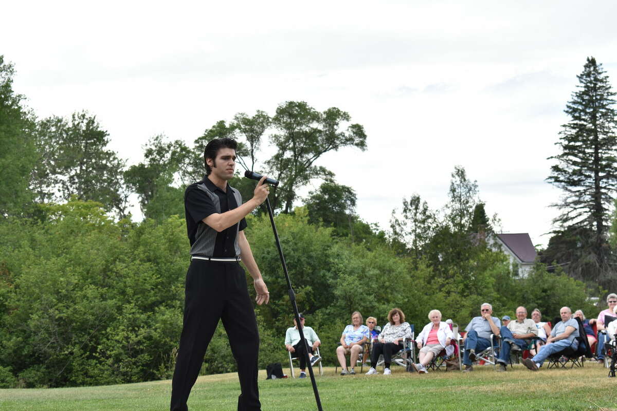 Tribute artist Jake Slater kicks off Mecosta Music on the River concert ...