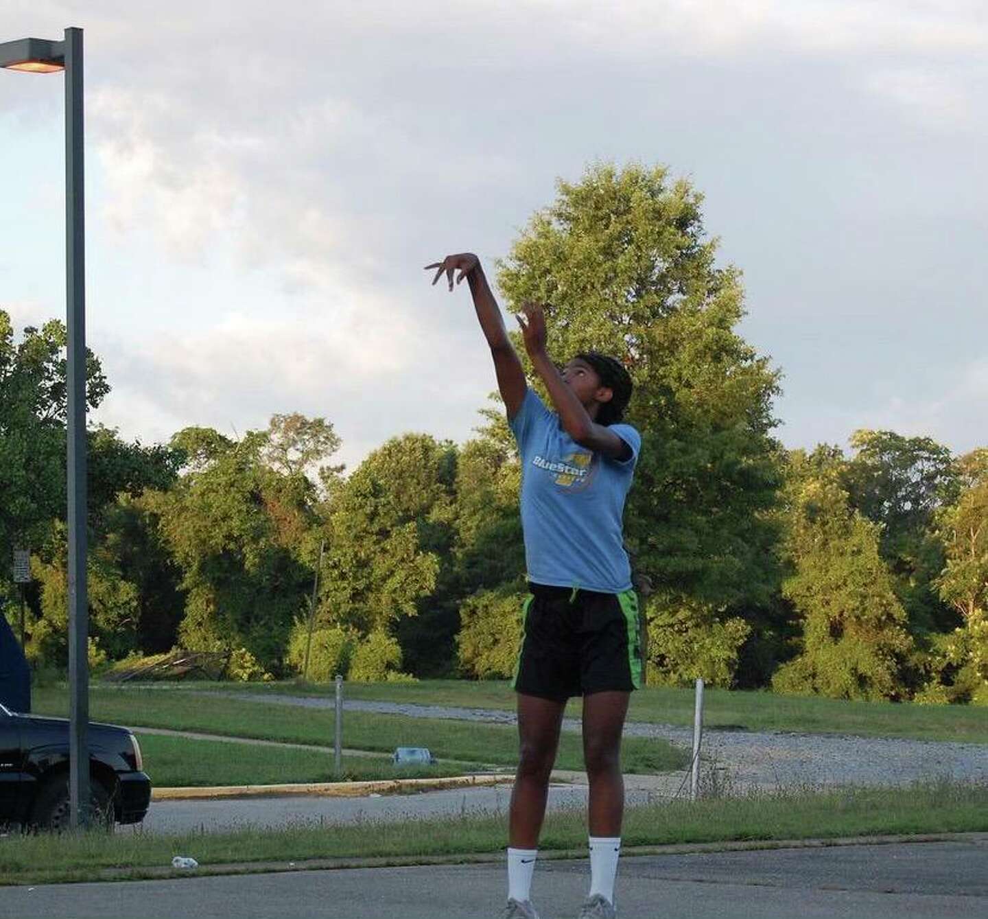 Qadence Samuels committed to UConn after visit with Geno Auriemma