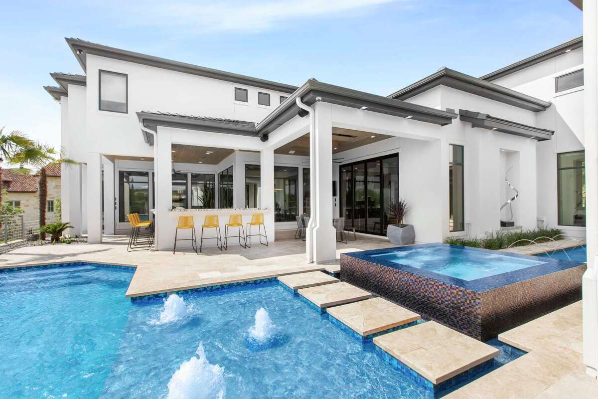 Modern $2M Dominion home great for family entertaining