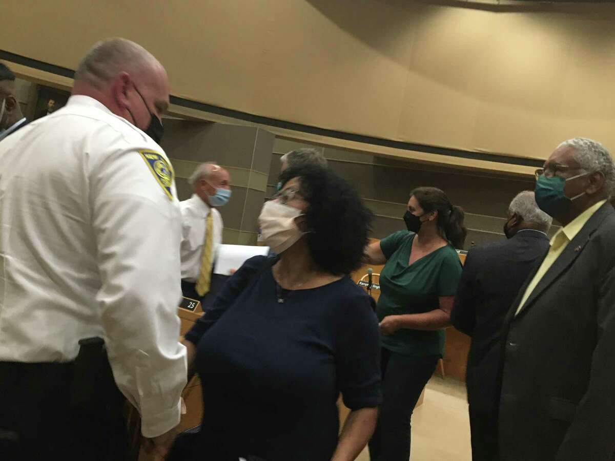 New Haven alders approve Karl Jacobson as new police chief