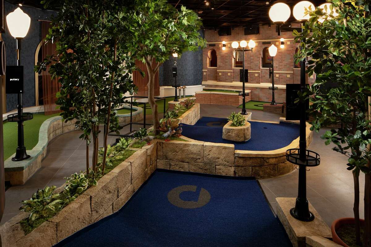 Puttery entertainment venue fills jobs as it enters Houston
